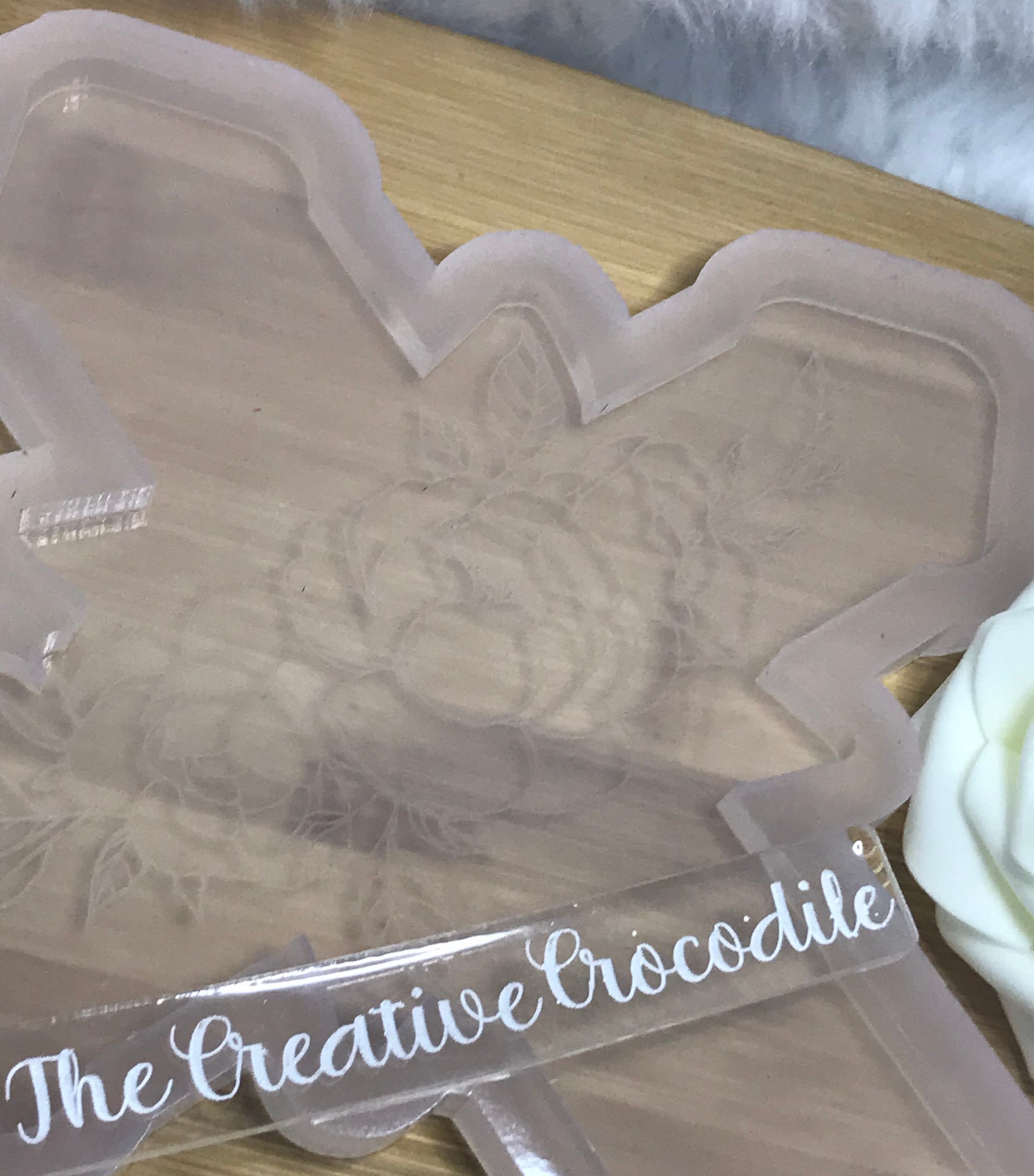 Magnolia cross mold – The Creative Crocodile